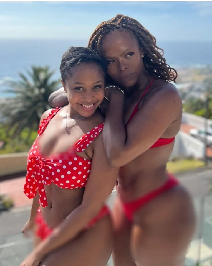 Unathi showing some love to Minnie Dlamini after posting these pictures of them - style you 7